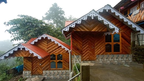 Sittong Homestay Get Fabulous View Of Kanchanjungha And Enjoy Beauty Of ...